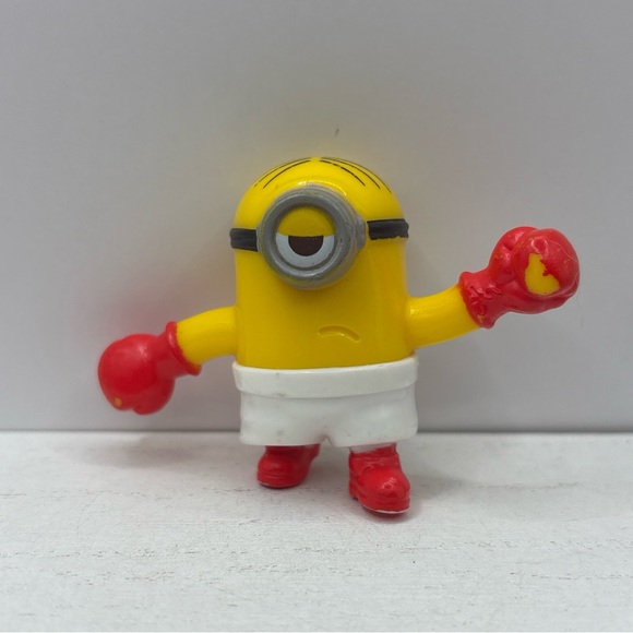 Toys | 219 Boxing Boxer Stuart 2 Mcdonalds Minion Figure Despicable Me ...